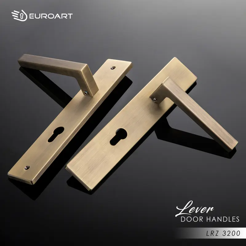 The role of ironmongery | Blog Page | EuroArt